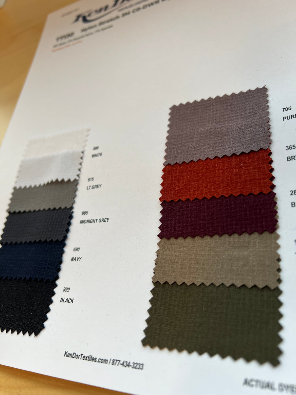 T7130 - Nylon Stretch 3M C0-DWR Ripstop | KenDor Textiles